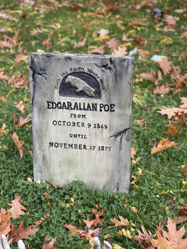 How to Make Homemade Foam Tombstones - Really Into This